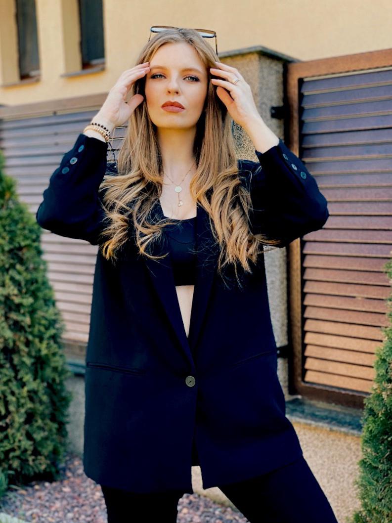 About me - Lavinia Floroiu